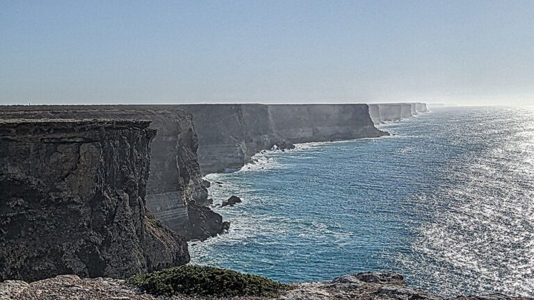 Exploring the Best Scenic Lookouts Along the Great Australian Bight